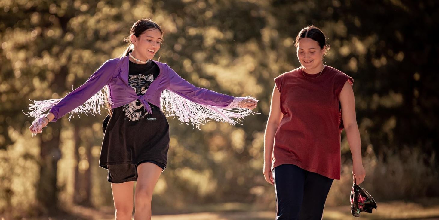 Fancy Dance. Indie dráma s Lily Gladstone a Isabel Deroy-Olson na Apple ...