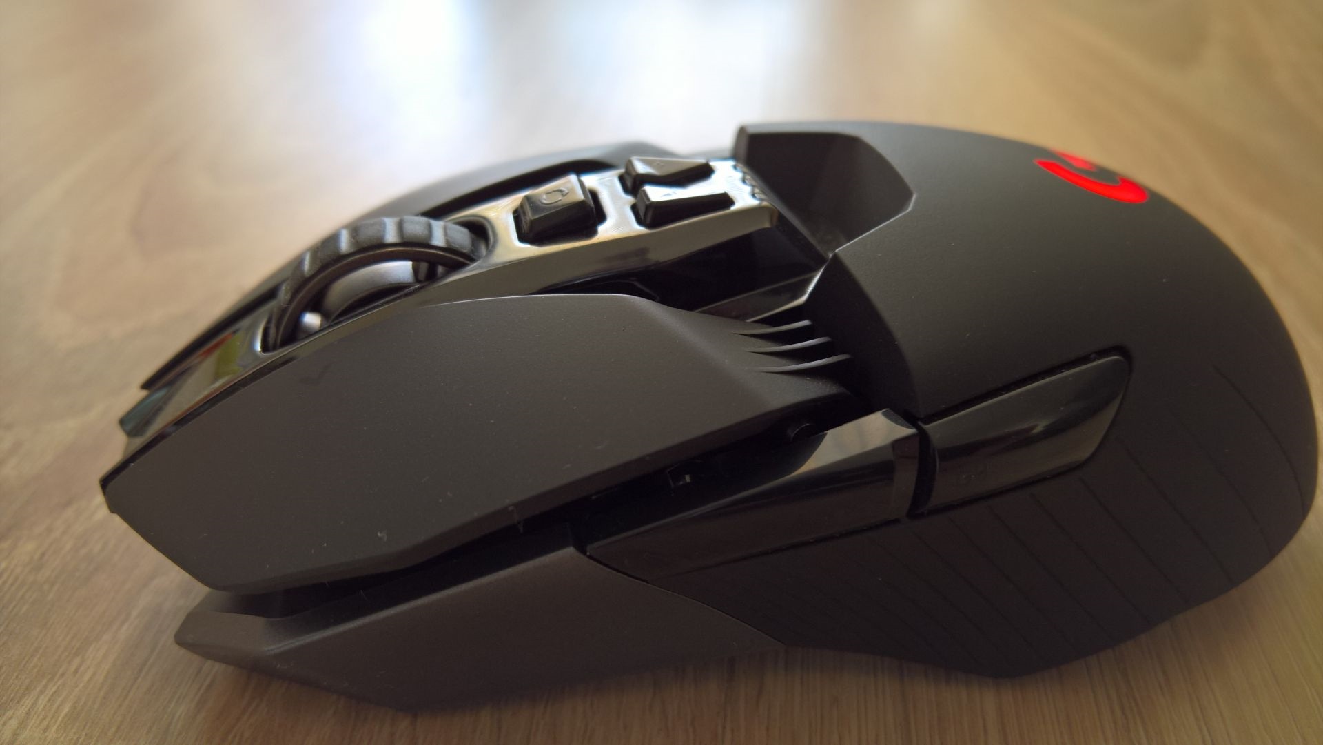 Logitech G900 Chaos Spectrum - hardvérový test / recenzia | Sector.sk