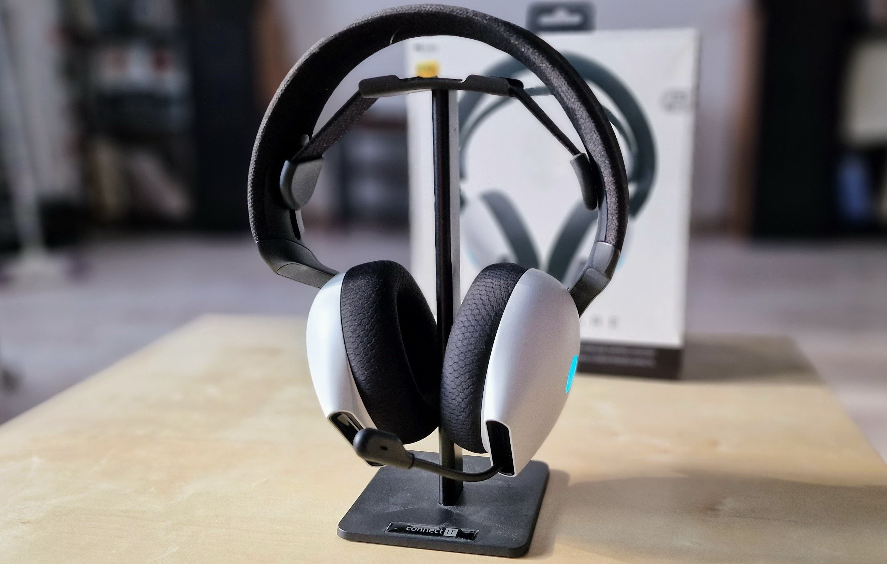 Alienware 720H - wireless herný headset - hardvérový test / recenzia ...